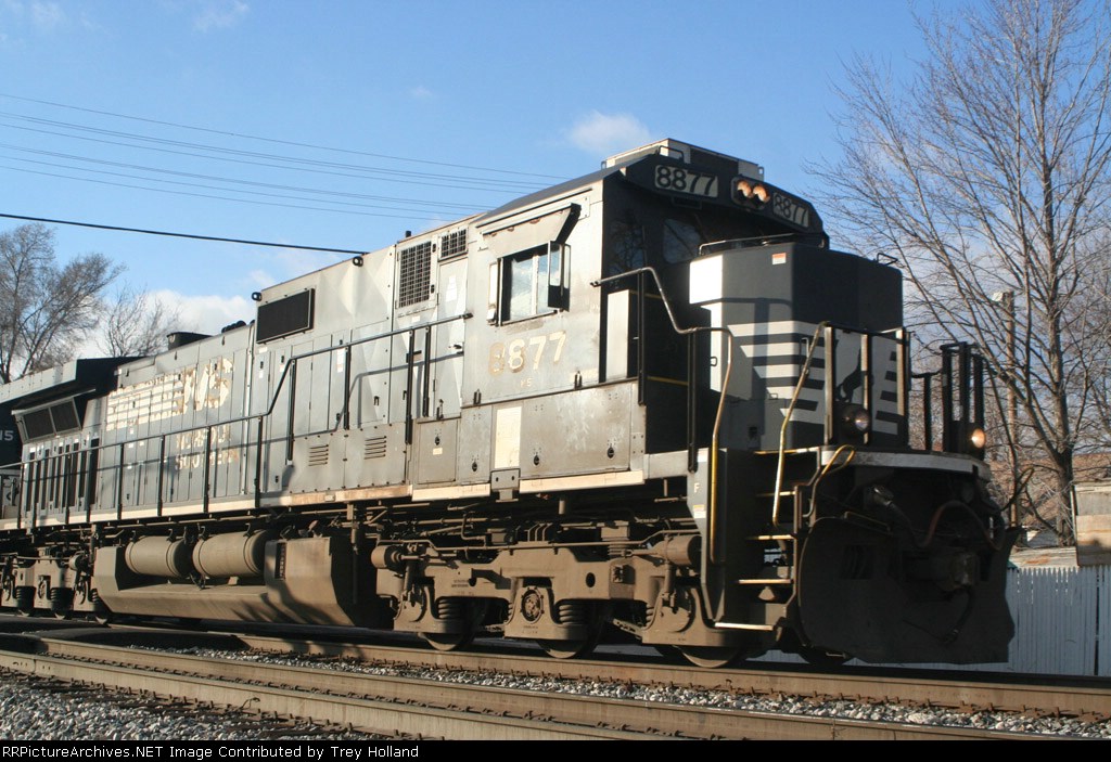 NS 8877